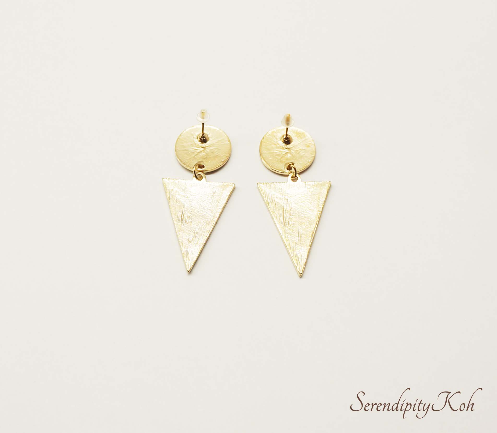 Triangle Stud Earring on Luulla